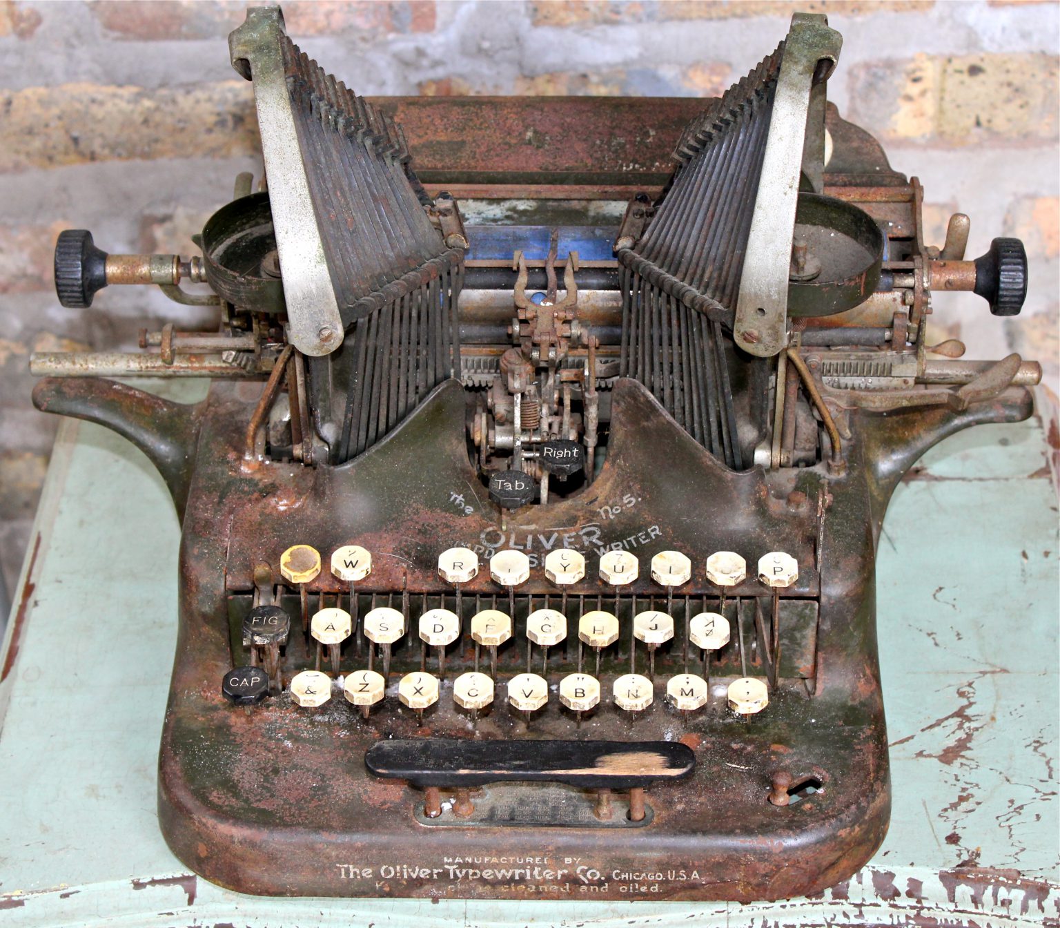 Oliver Typewriter No. 5 by Oliver Typewriter Co., c. 1910 - Made-in ...
